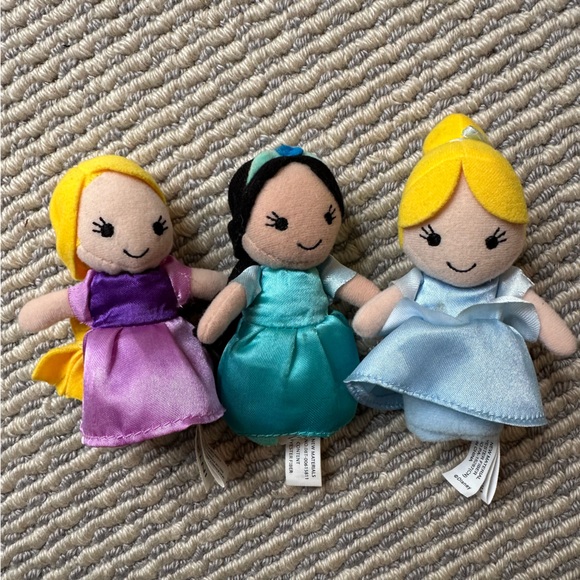 Disney | Toys | Disney Princess Finger Puppets Rapunzel Jasmine ...